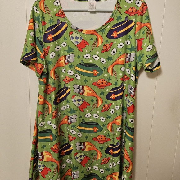 ambrie | Tops | Disney Toy Story Aliens Inspired Size Large Shirt ...